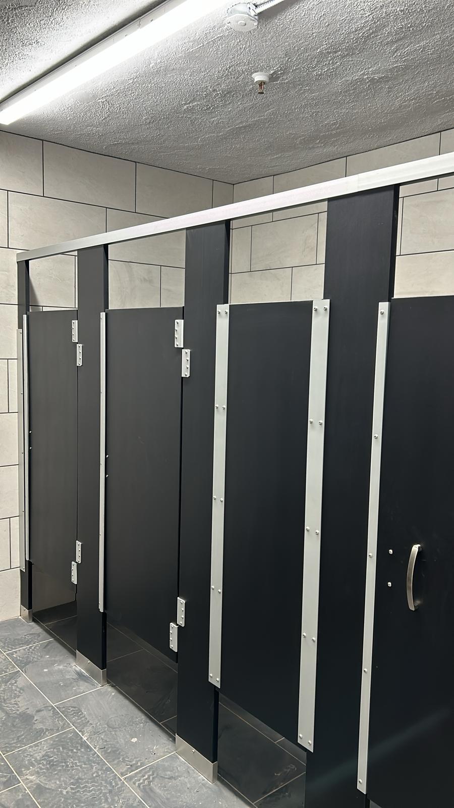 Guide to Toilet Partition Material by Mavi New York